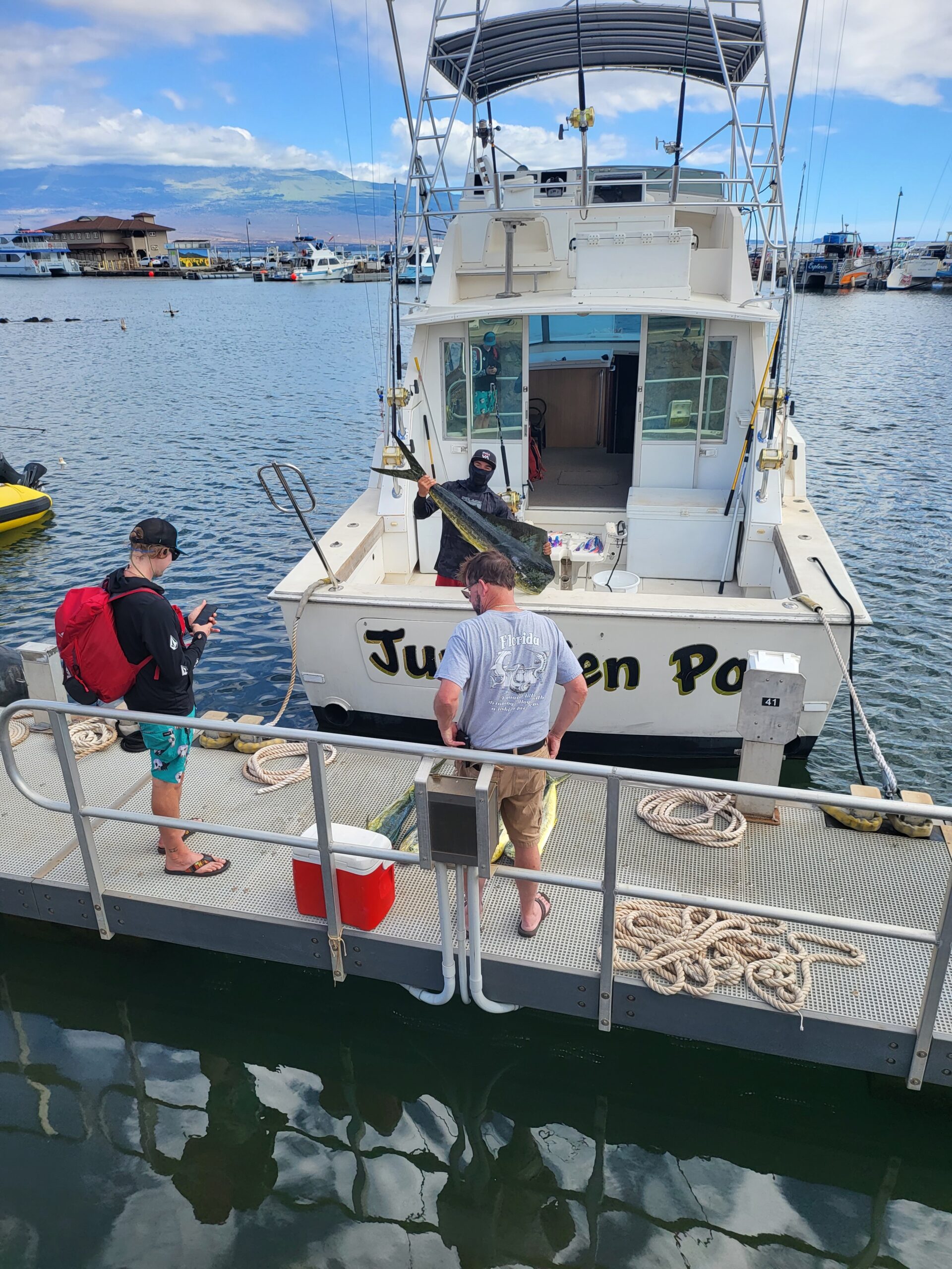 Steady Pressure sport fishing | Ma'alaea fishing charters Maui HI